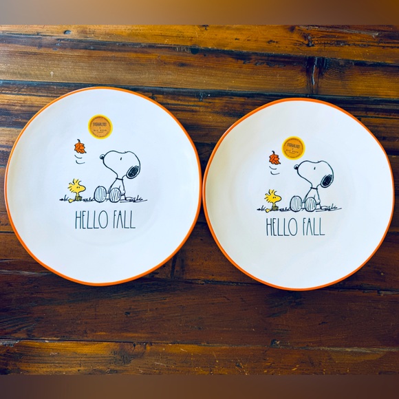 Rae Dunn | Other | Rae Dunn Hello Fall Glass Snoopy Plates | Poshmark